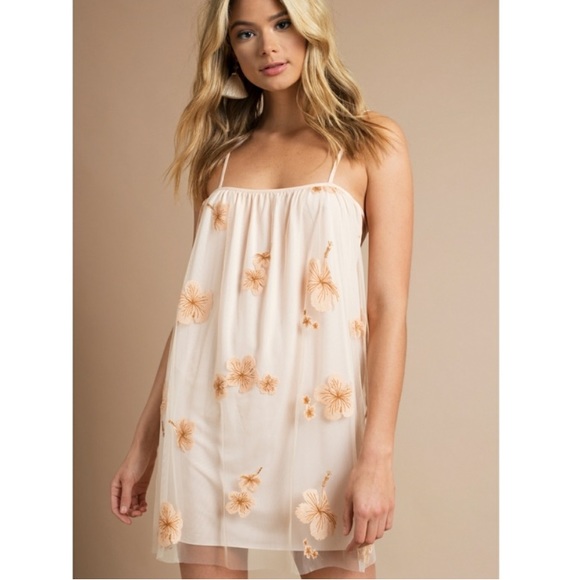 Tobi | Dresses | Tobi Donna Floral Embroidered Cream Babydoll Open Back ...